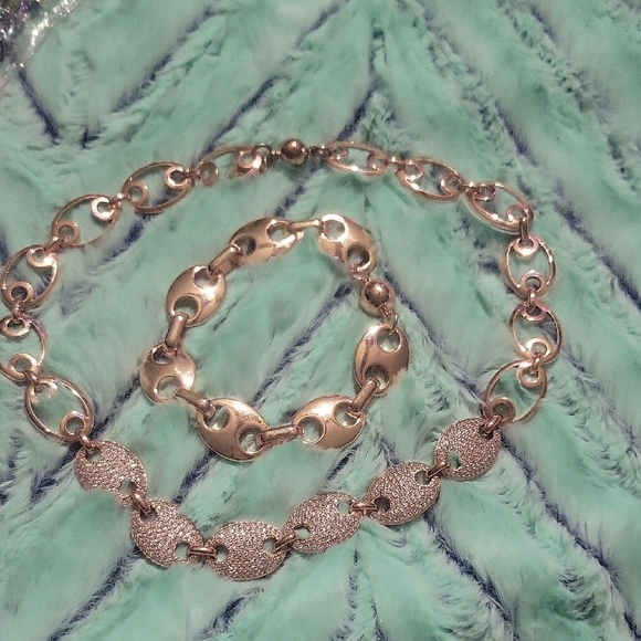 Melania clara alexa rae | Jewelry | Melania Clara Alexa Rae Pave Gold ...